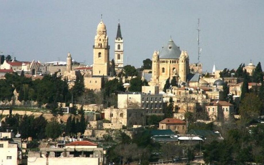 El significado bíblico del Monte de Sión: el hogar de Dios en la fe